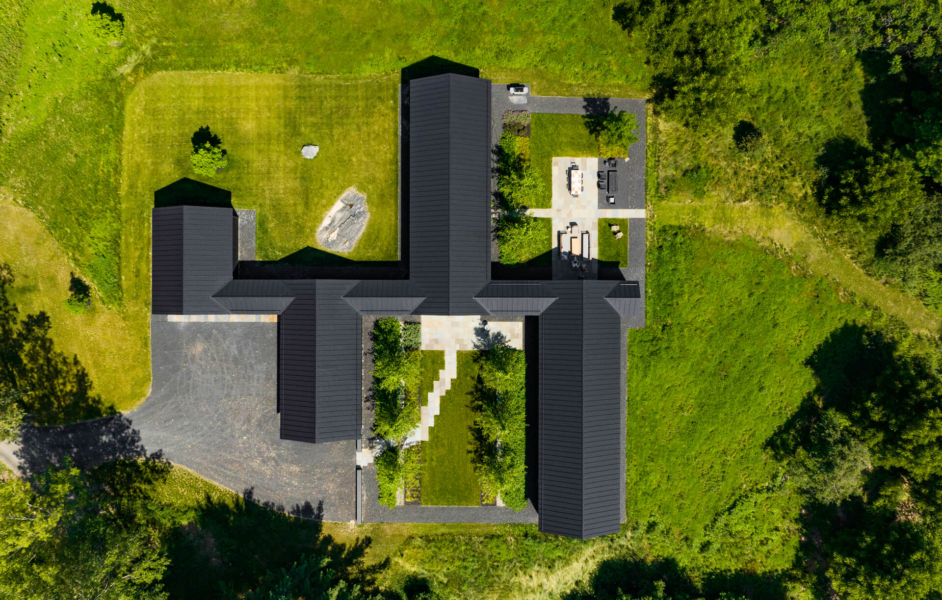 Homestead house by Birdseye in Vermont typifies residential architecture